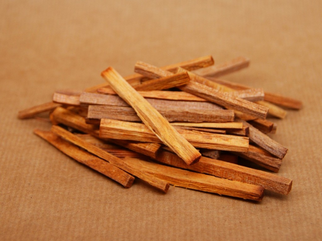 Arnotto wood sticks (aka Santalum spicatum, Australian Sandalwood) at ...
